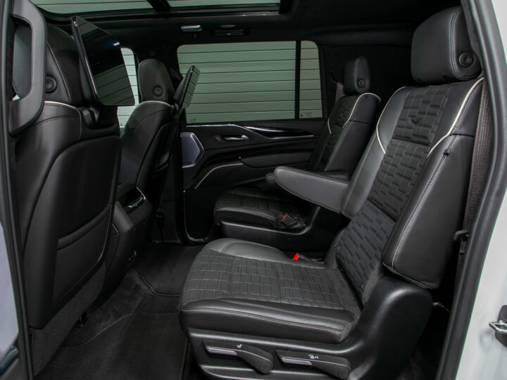 2023 Cadillac Escalade ESV V-Sport - Kulu Motorcar, Calgary